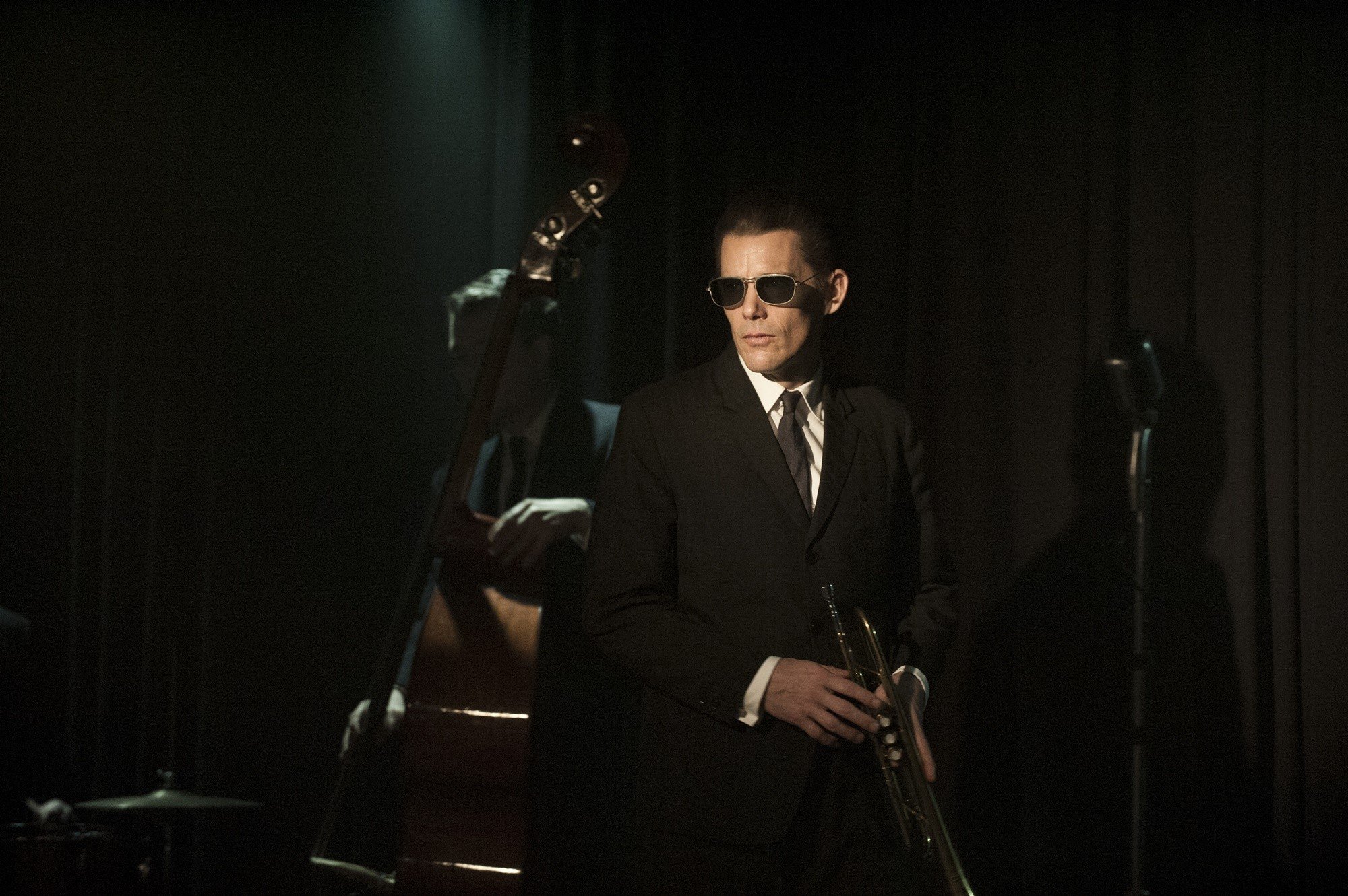 Movie Review: Ethan Hawke’s long-planned Chet Baker movie, “Born to be ...