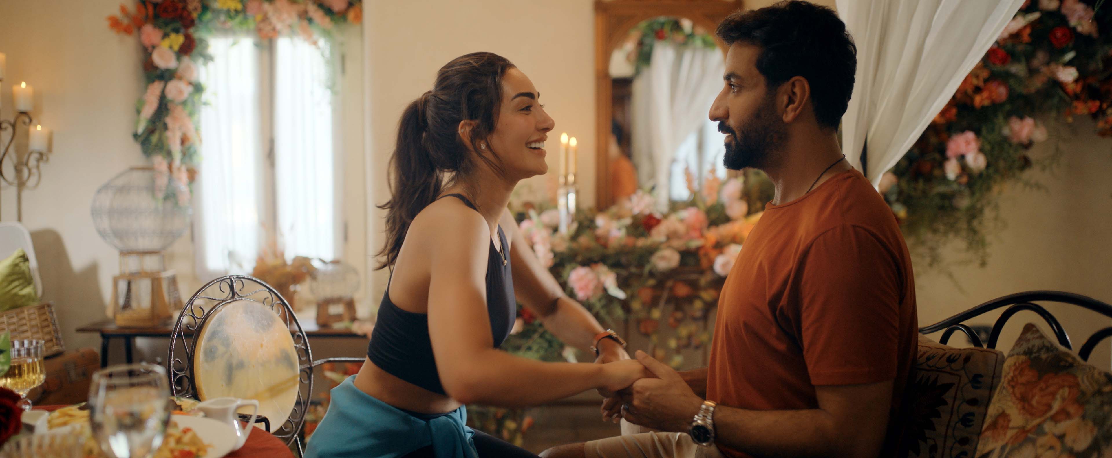 Classic (Cult) Film Review: A “Repo Man” spends his life getting into ...